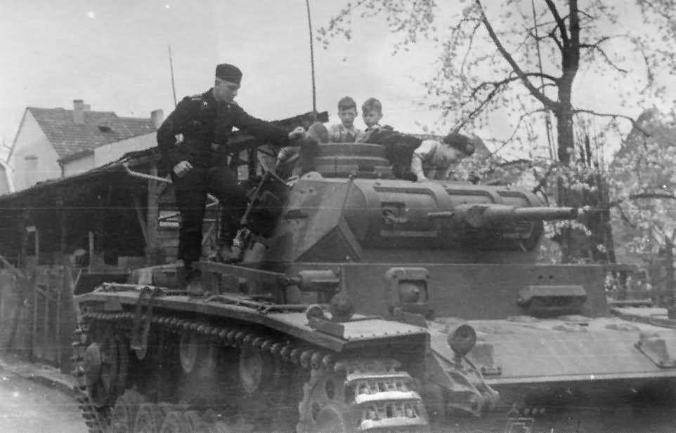 Panzer III - Warphotos.net