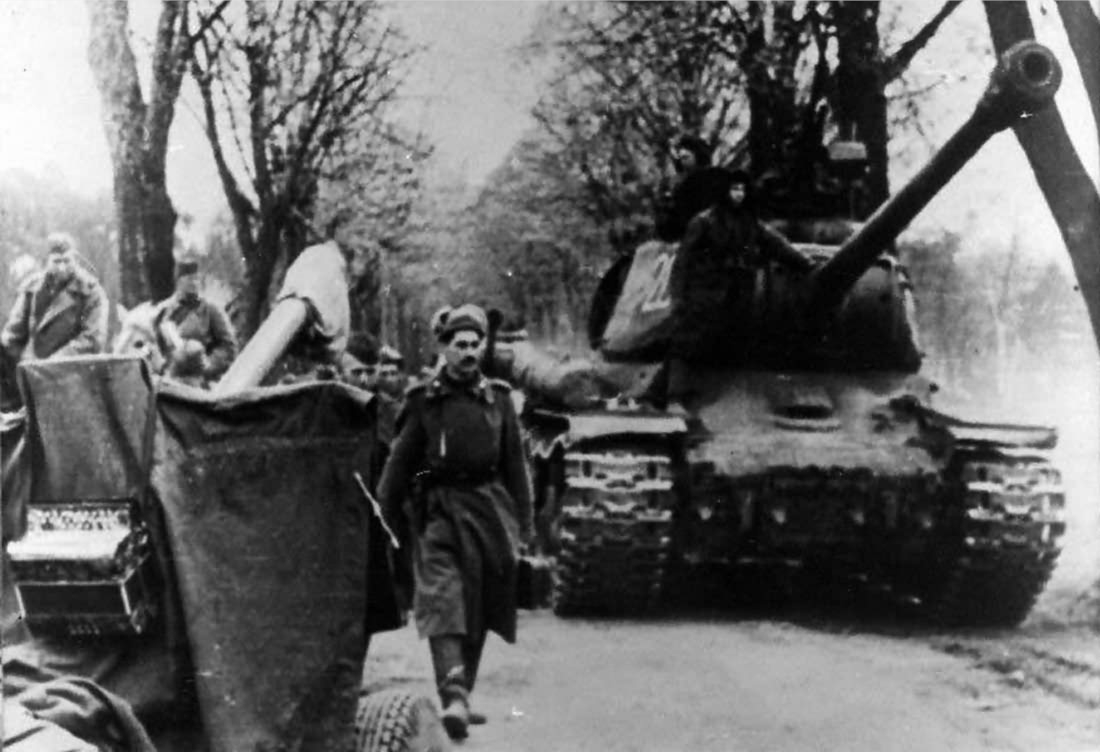 IS-2 - Warphotos.net