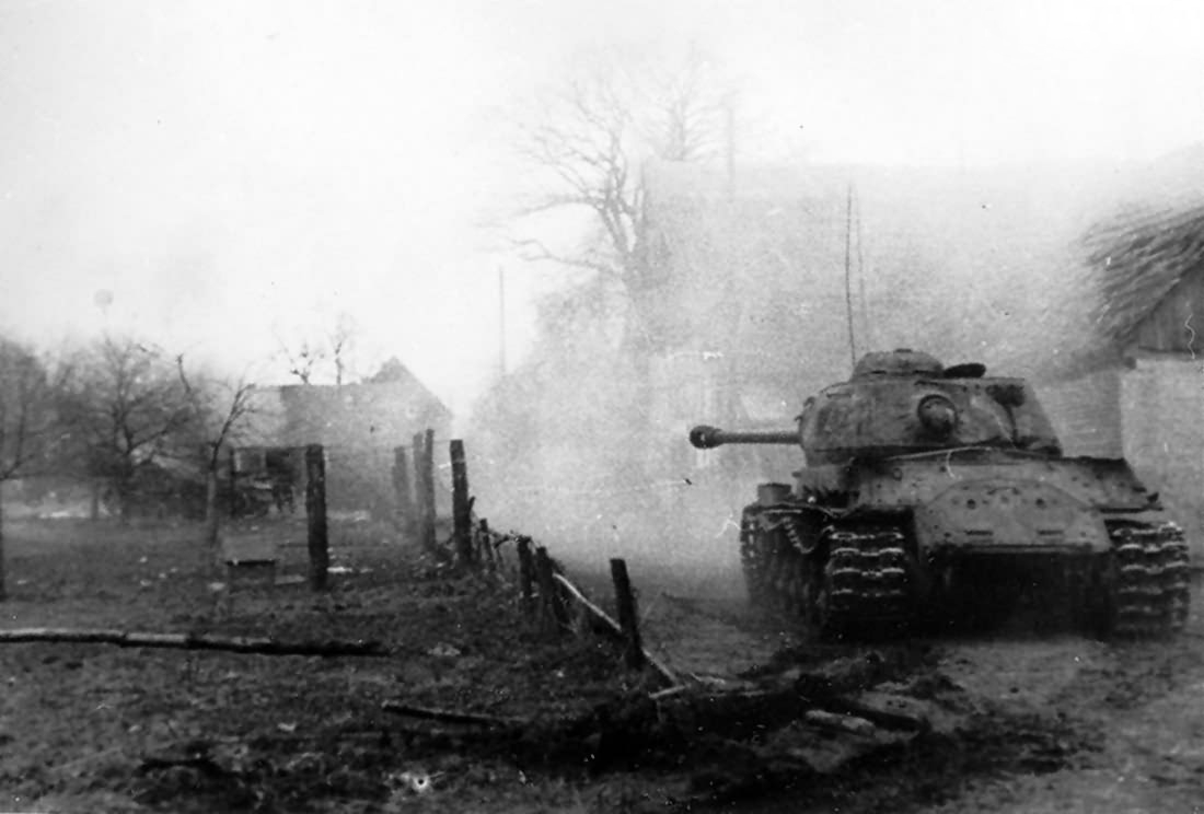 IS-2 - Warphotos.net