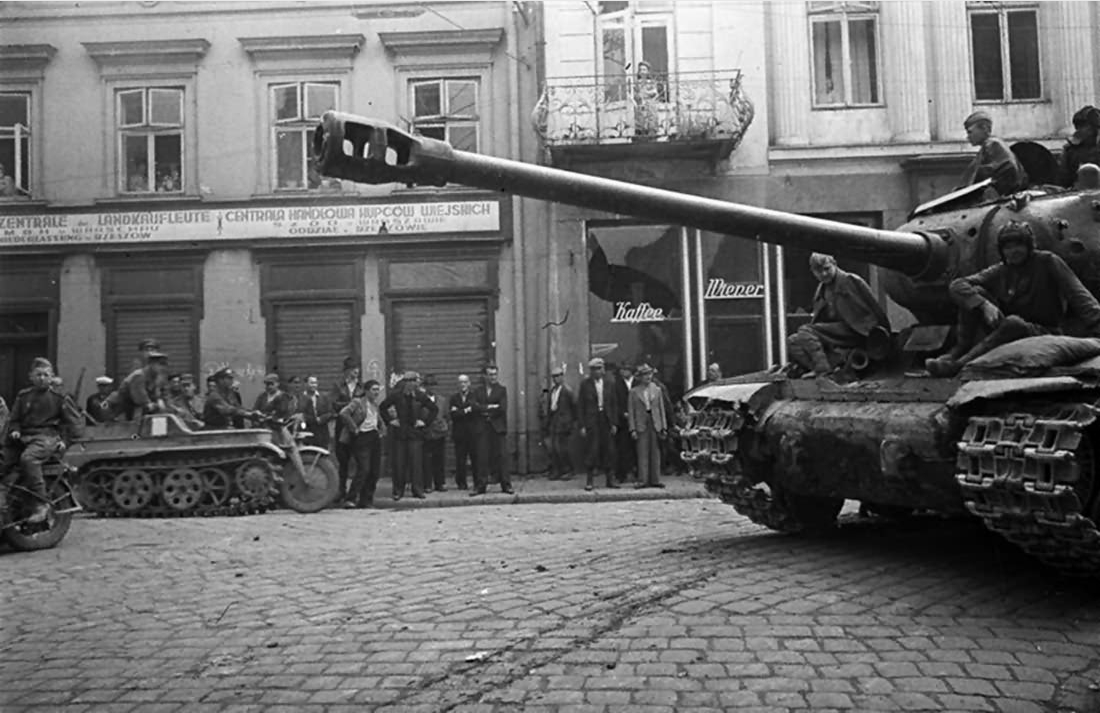 IS-2 - Warphotos.net