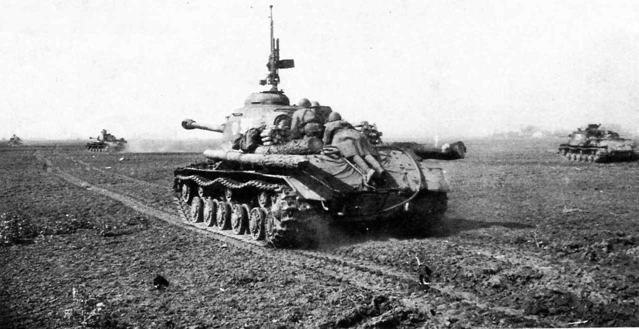 IS-2 - Warphotos.net