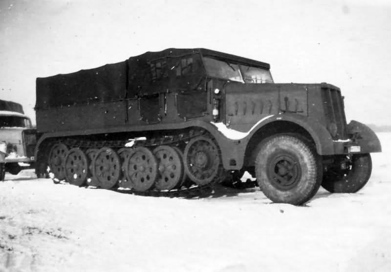 Sd.Kfz. 9 - Warphotos.net