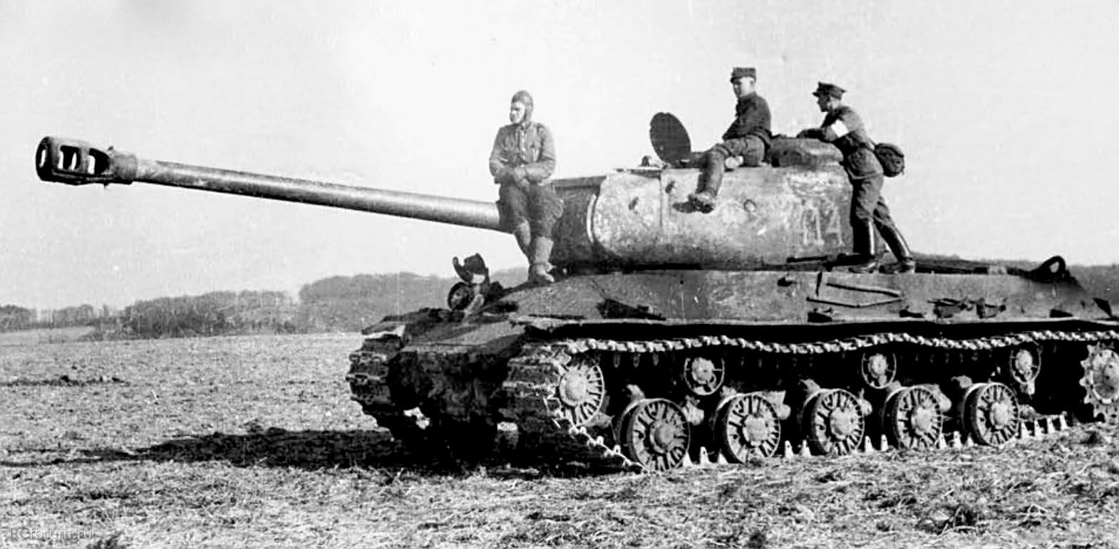IS-2 - Warphotos.net