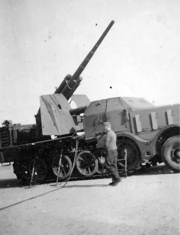 Sd.Kfz. 9 - Warphotos.net